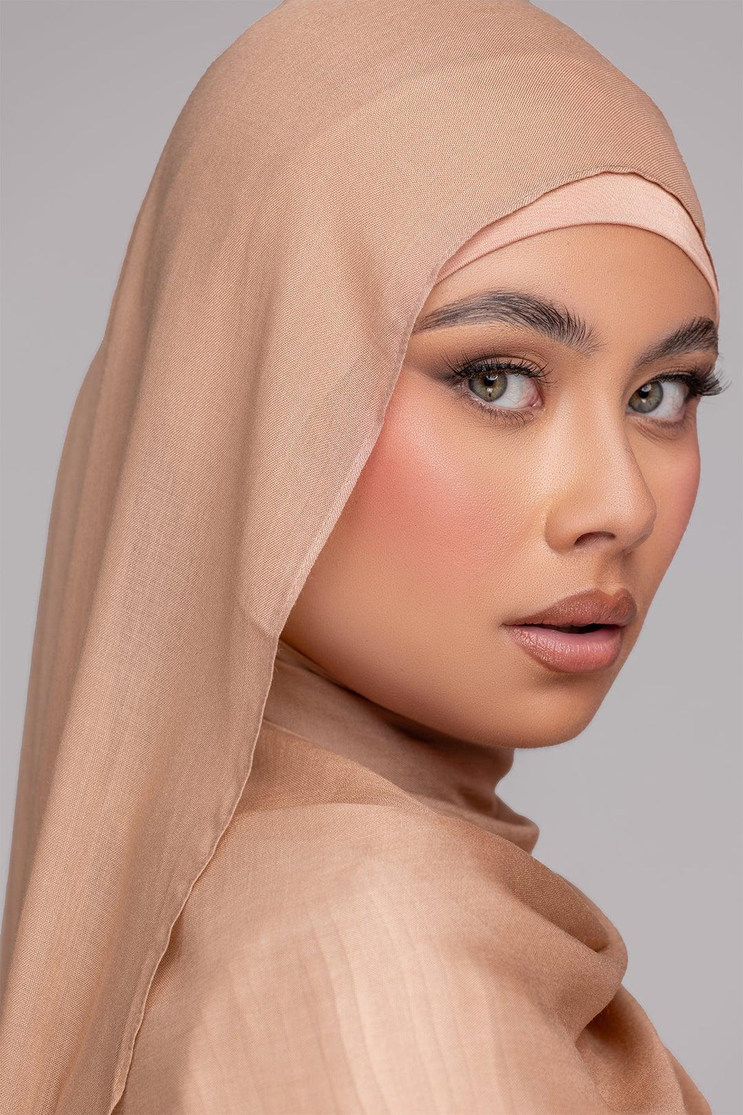 Modal Matching Hijab Set- Desert Flower – Zahraa The Label