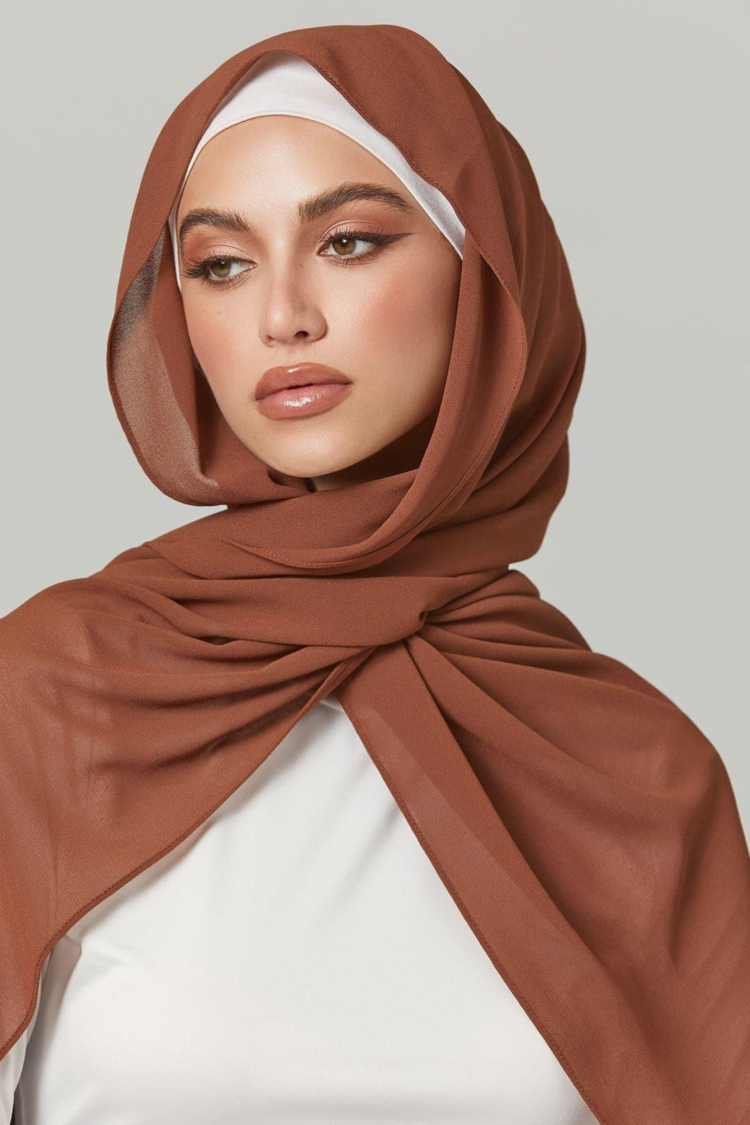 Basic Luxe Chiffon Hijab- Layah – Zahraa The Label