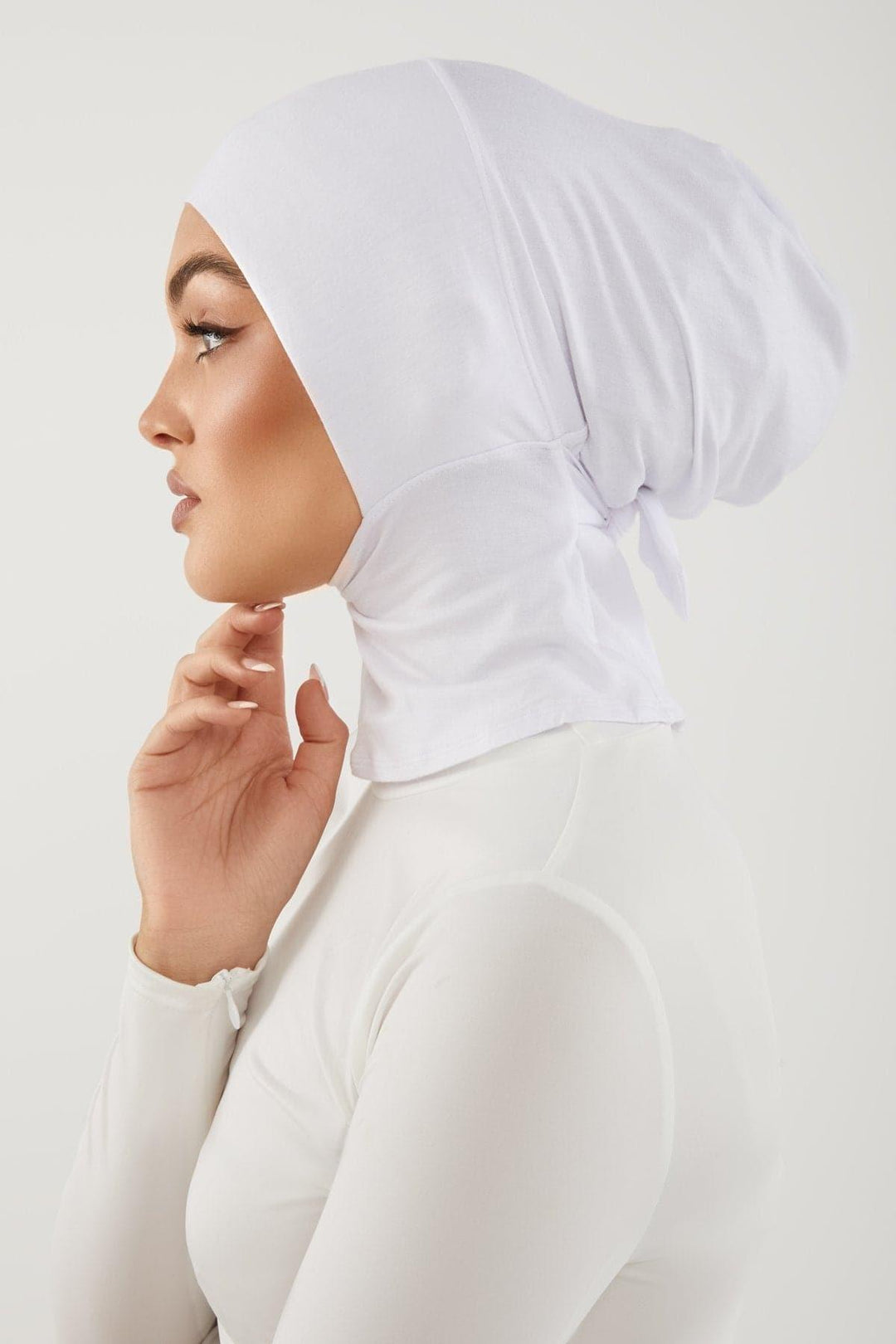 Mia Mini Neck Cover Hijab- White – Zahraa The Label